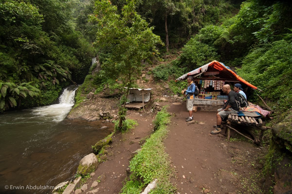 Waterfalls Trail in Sukawana – Wisata Hiking